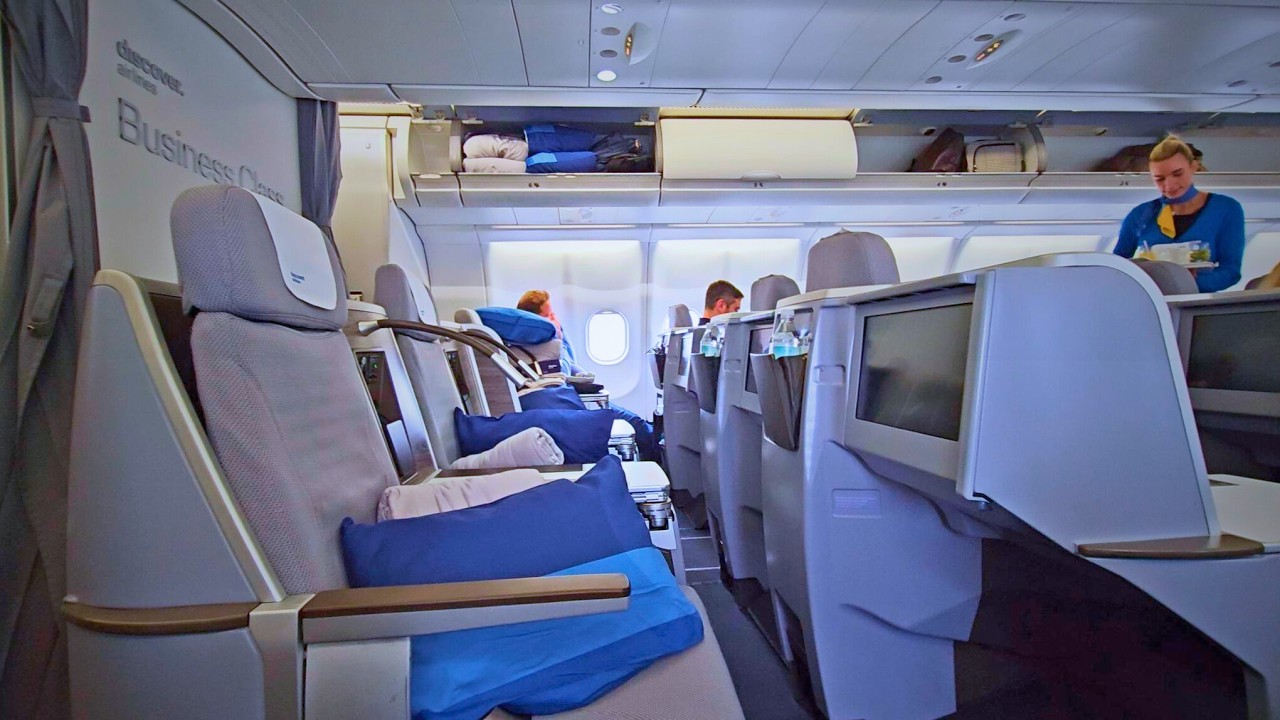 Discover Airlines A330 Business Class | Rare 1-2-1 Seat Experience - FUGADA